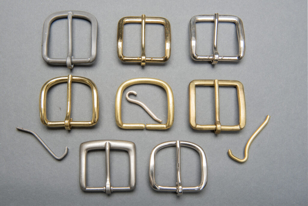 6 Non-Listed Buckles – Philip Machine
